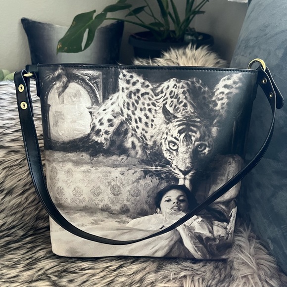 Bags | Black Leopard Art Handbag | Poshmark